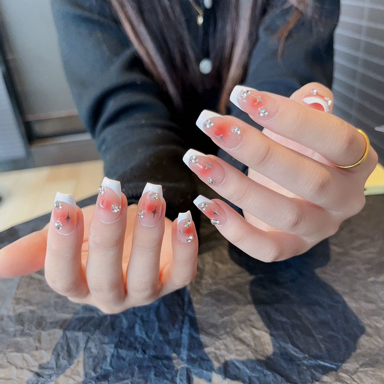 HUE NAILS | Best handmade press on nails designed by artisans